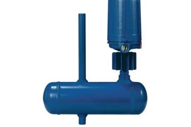 Models B40 high pressure/ high temperature external cage liquid level ...